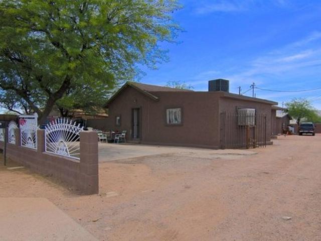 1709 E Encinas Ln, Phoenix, AZ 85040