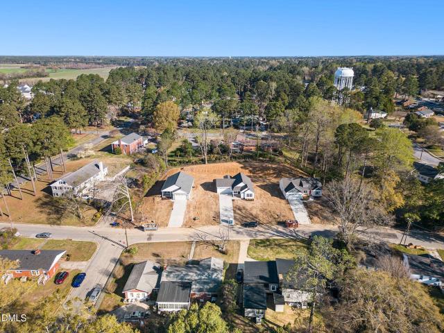 1709 Elizabeth Drive 2