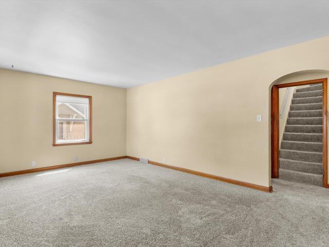 1709 Grand Ave