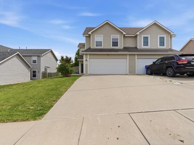 1709 Lydia Ln, Junction City, KS 66441