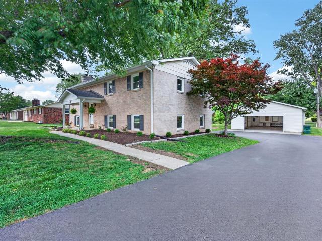 1709 Lennox Way