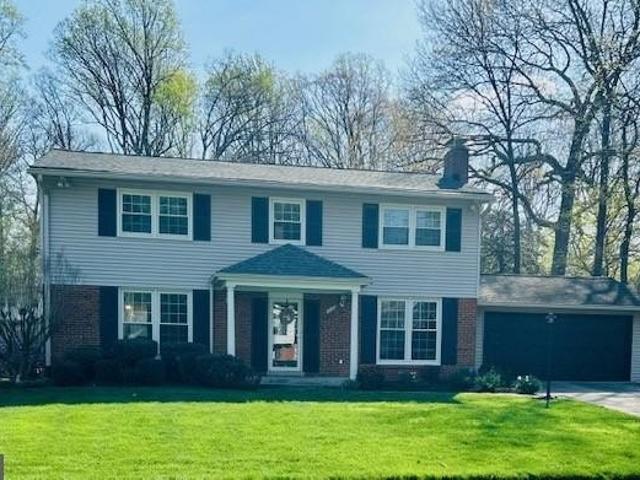 1709 Pebble Beach Dr, Vienna, VA 22182