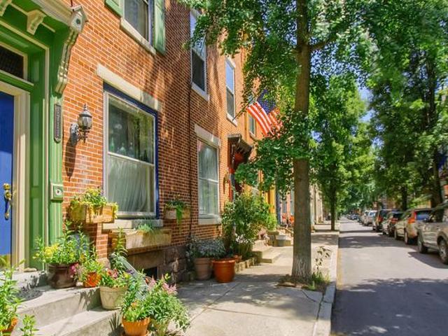 1709 Penn Street