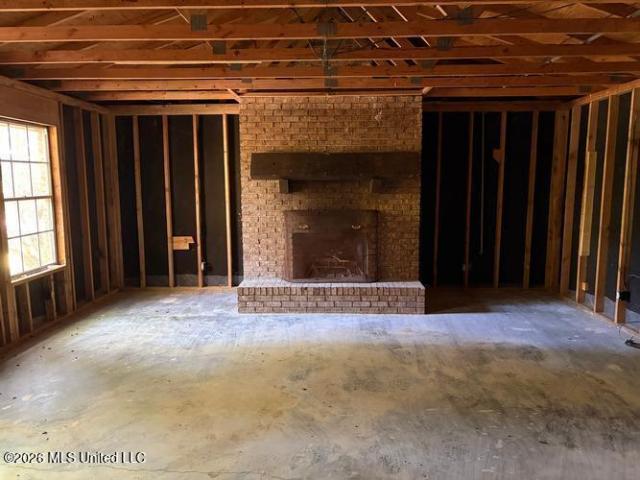 1709 Sherwood Circle