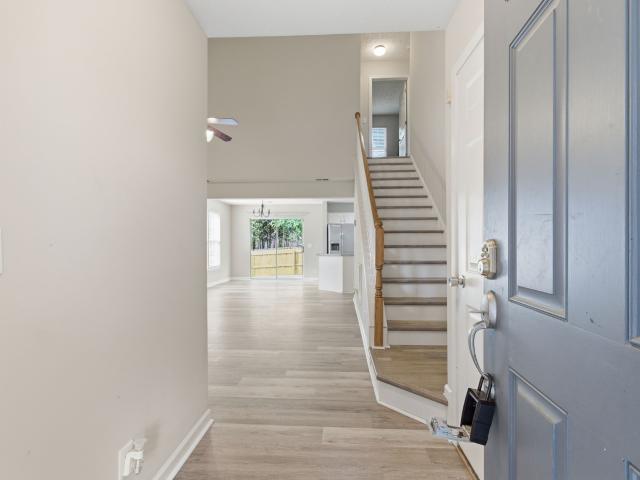 1709 Timber Point