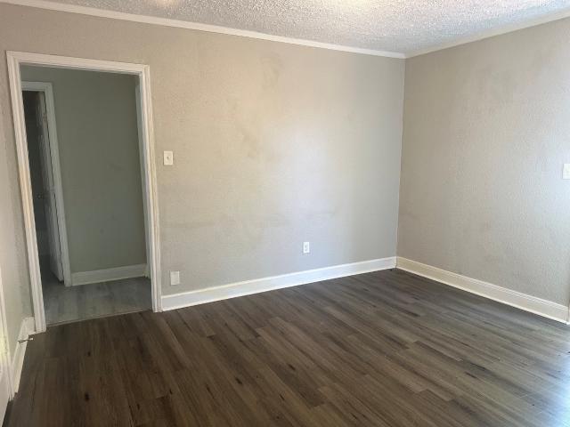 1709 W 4th Street