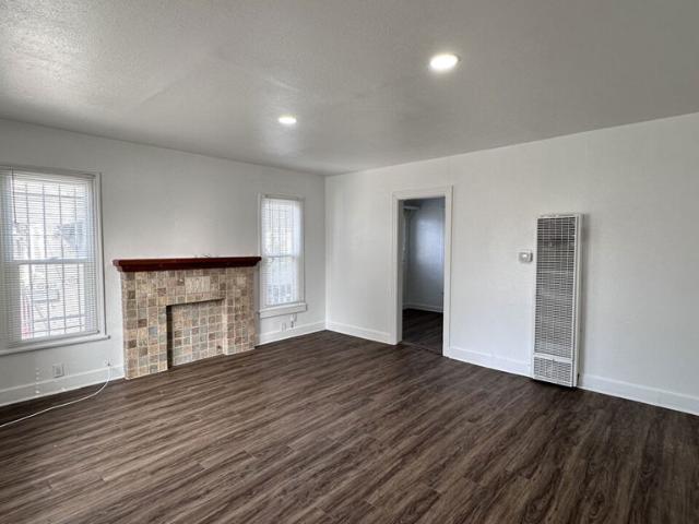 1709 W 70th Street 1709