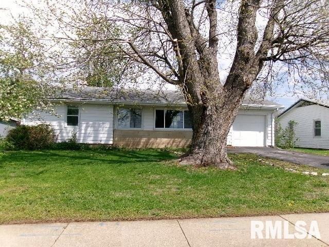 1709 W Cloverdale Rd, Chillicothe, IL 61523