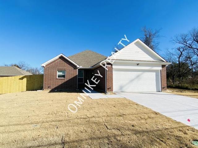 1709 Wright St, 3 beds, 2 full baths