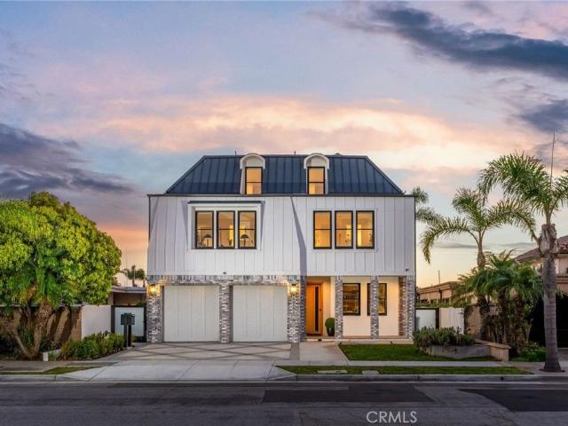 17007 Edgewater Ln, Huntington Beach, CA