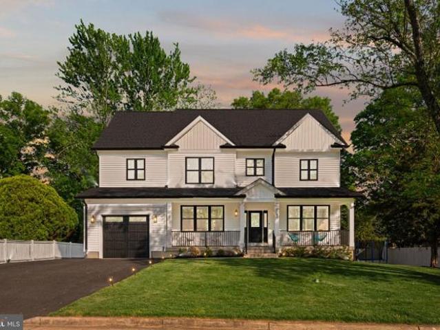 1700 N Brandon Ave, Sterling, VA 20164