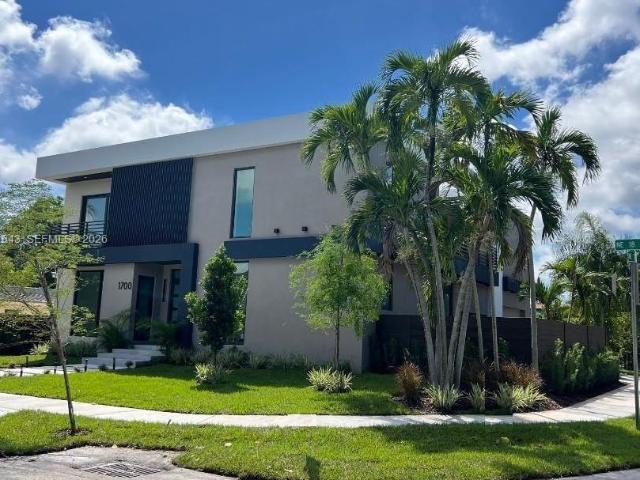 1700 NE 18th St, Fort Lauderdale, FL 33305 | MLS #A11961 | Compass
