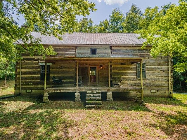 1700 Allen Brown Rd, Belfast, TN 37019