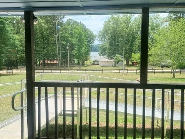 1700 Arrowhead Road