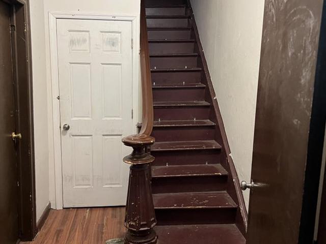 $1700 Bed Stuy with backyard 1 Male RM, 2 BR