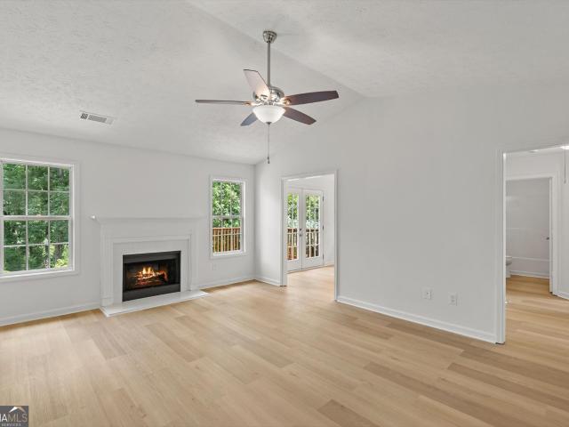 1700 Bismarck Circle