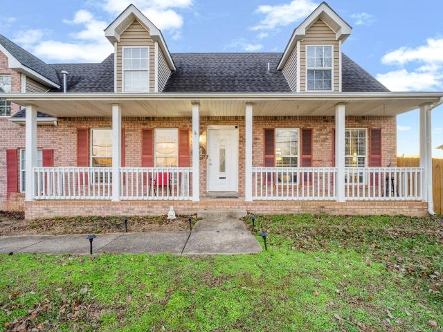 1700 Cedar Springs Cir
