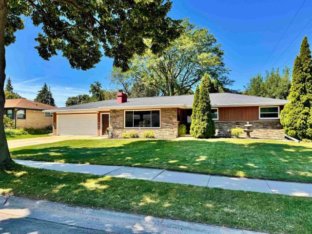 1700 chateau drive