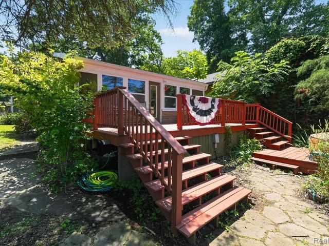 1700 Clark Lake Road