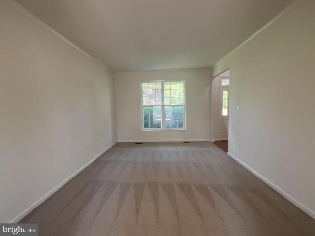 1700 Crommelins Court