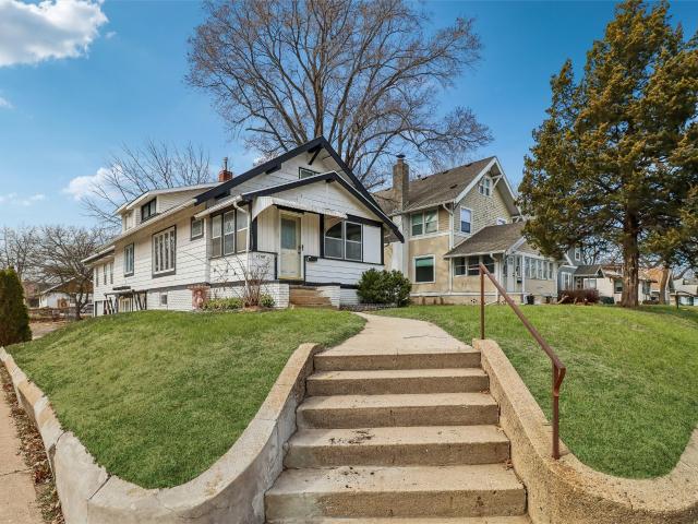 1700 E 14th Street