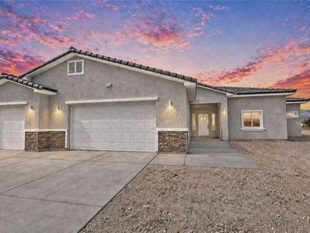 1700 Escuela Ave, Pahrump, NV 89048