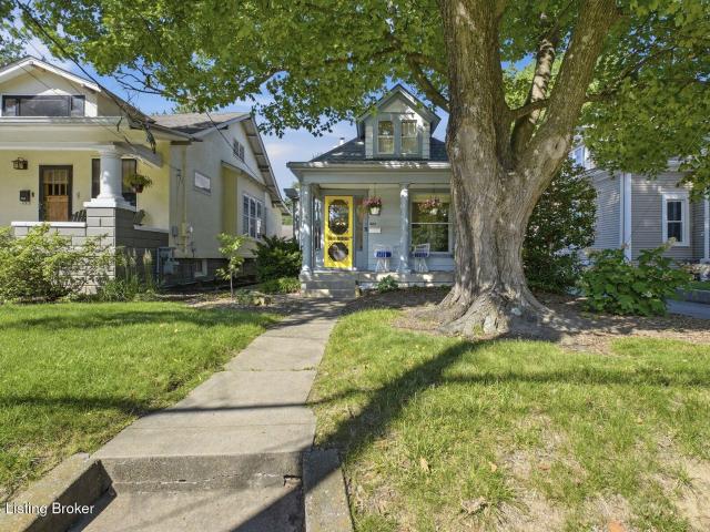 1700 Fernwood Ave