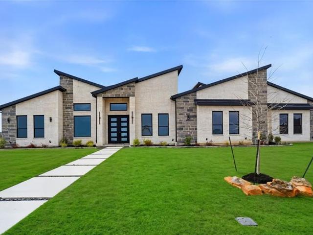 1700 Hamilton Ln, Northlake, TX 76247