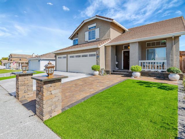 1700 Hemlock Court