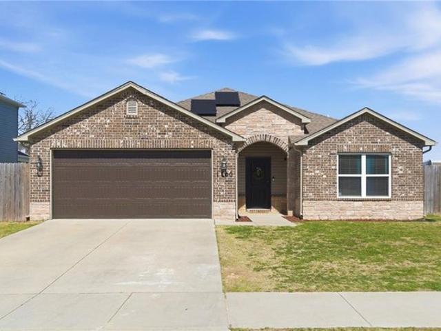 1700 Hermitage Dr, Centerton, AR 72719