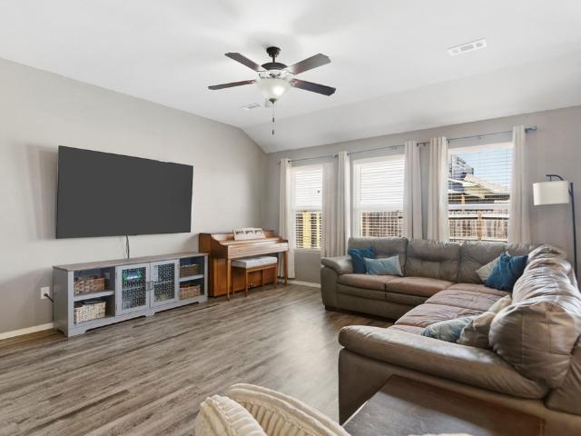 1700 Hermitage Drive