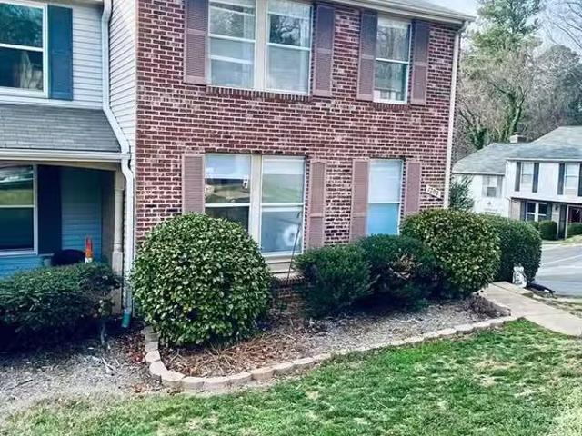 1700 Ithaca Lane 1700 Ithaca Ln