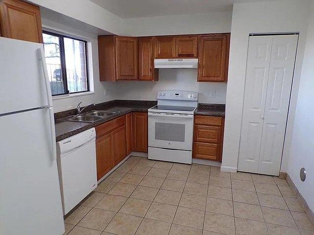 1700 Imperial Dr, Rock Springs, WY 82901