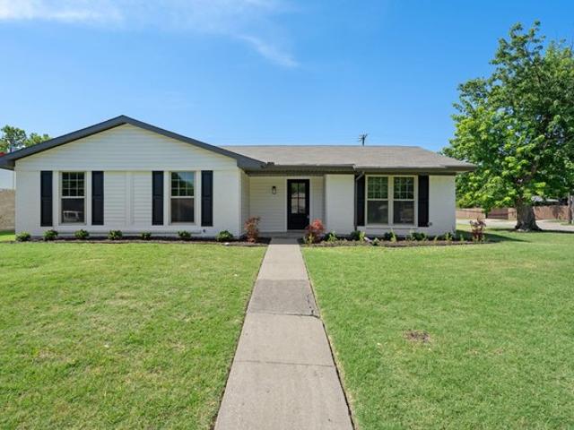 1700 Jasmine Ln, Plano, TX 75074