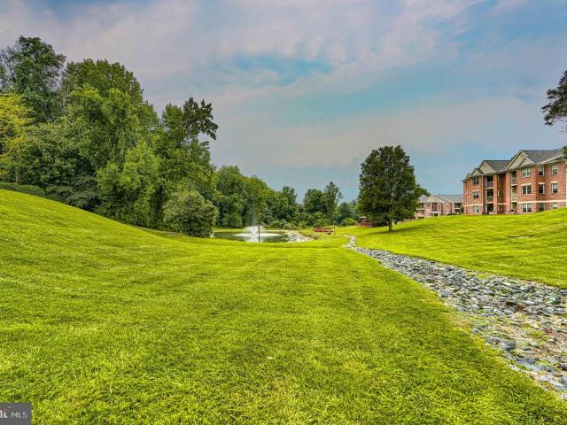 1700 Landmark Drive # 2H