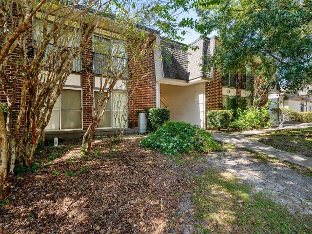 1700 SW 16th Ct, Unit D24, Gainesville, FL 32608 | MLS #GC535297 | Compass