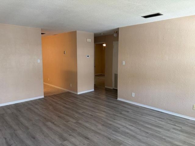 1700 S Palmetto Ave. South Daytona, FL 32119 2 Bedroom Apartment for Rent at 1700 S Palmetto Ave, South Daytona, FL 32119