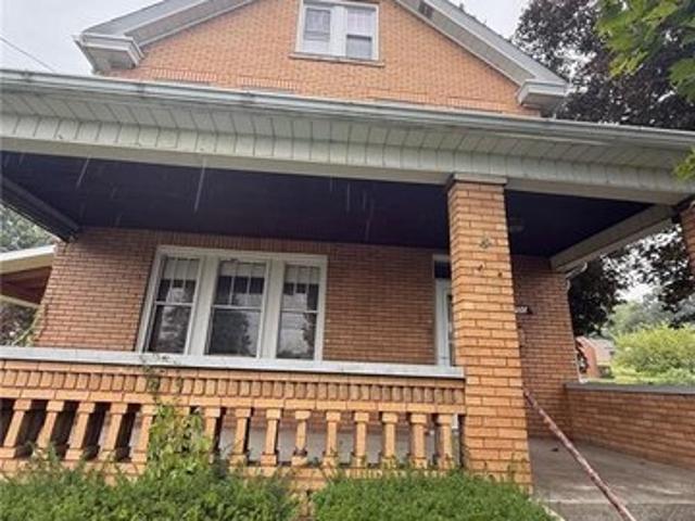 1700 Tyler St, Aliquippa, PA 15001