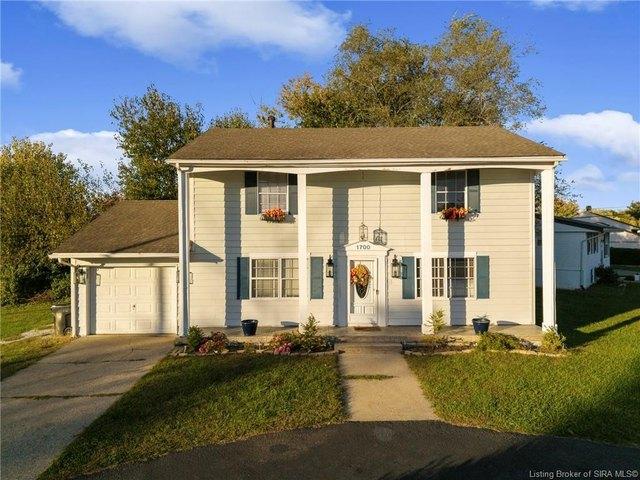 1700 Tennyson Dr, Clarksville, IN 47129