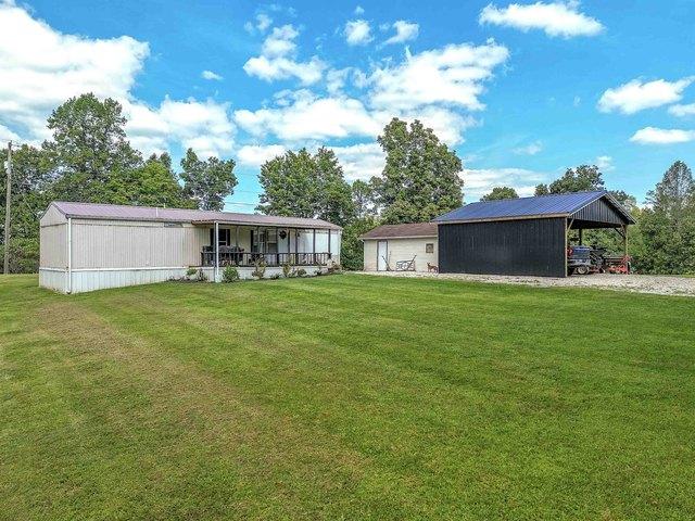1700 Tick Ridge Rd, Olive Hill, KY 41164