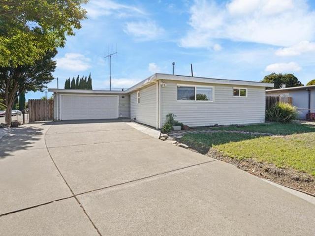 1700 Vermont St, Fairfield, CA 94533
