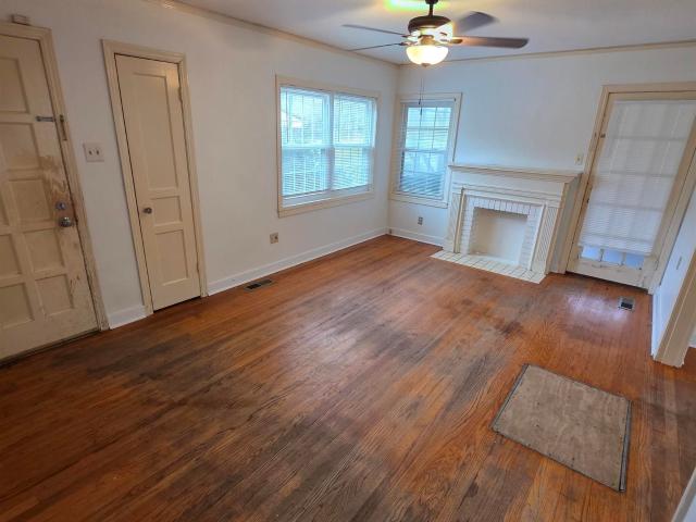 1700 W 19th Street