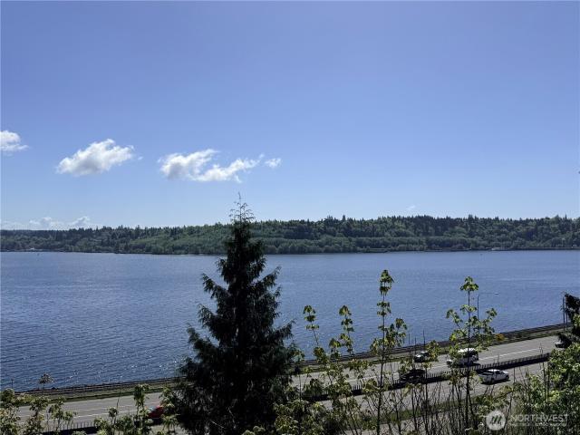 1700 W Sunn Fjord Ln, Unit L208, Bremerton, WA 98312 | MLS #2514 | Compass