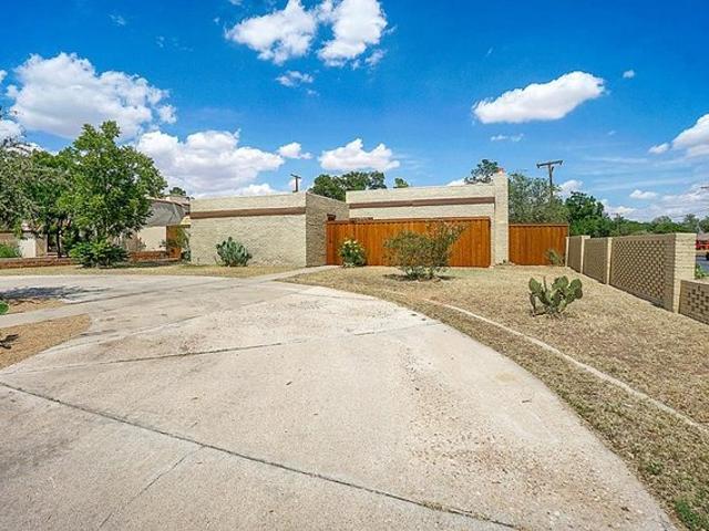 1700 Ward St, Midland, TX 79705