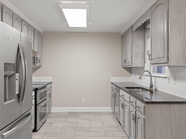 1700 Water Oak Drive