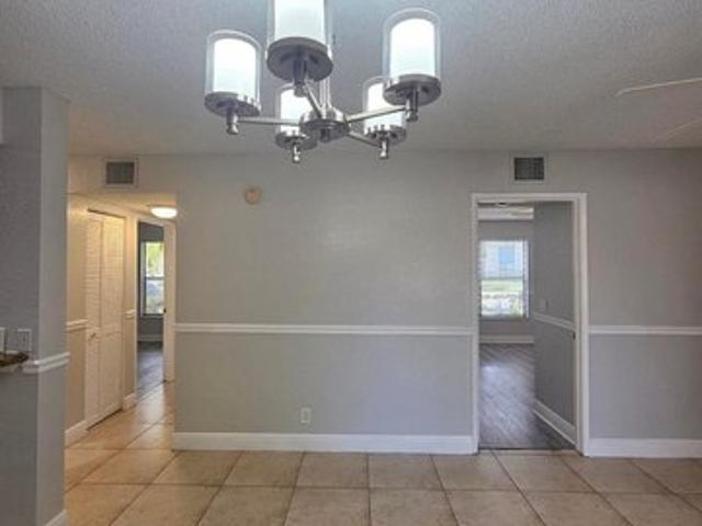 1700 Windorah Way Apt A, Royal Palm Beach, FL 33411