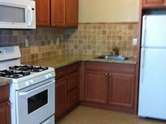 $1700 / 1br Sunlit Gem in Downtown Burlingame