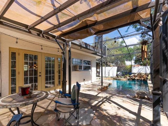 1700 74th Ave N, St. Petersburg, FL 33702 | MLS #TB8483