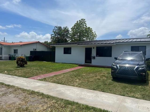 1700 97th Ct SW, Miami, FL 33165