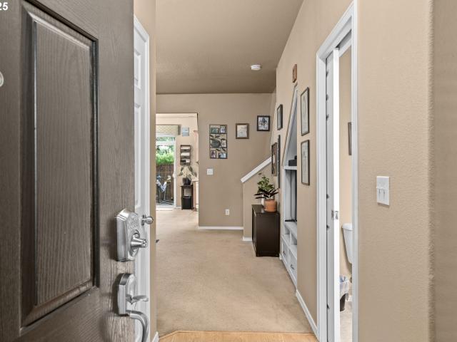 17011 sw red leaf pl
